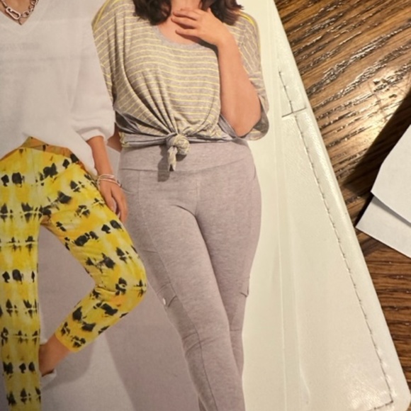 CAbi | Pants & Jumpsuits | Cabi Runaway Legging | Poshmark